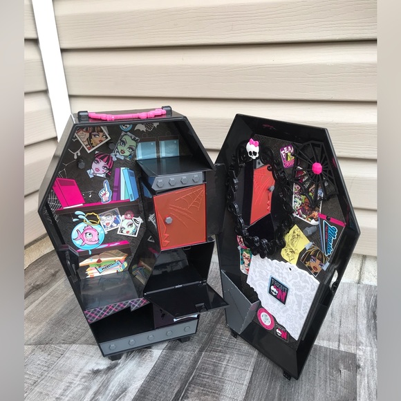monster high | Toys | Monster High Fangtastic Coffin Locker Storage Carry Case | Poshmark